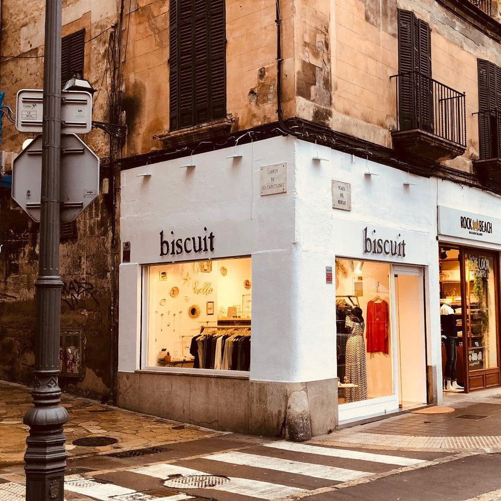 Nuestras Tiendas Biscuit